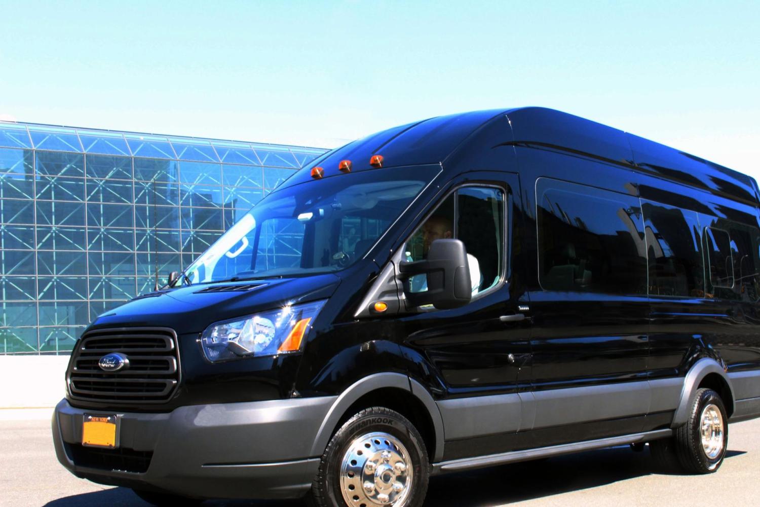 Private Sightseeing Tour of Manhattan 4 hours for up to 12 guests