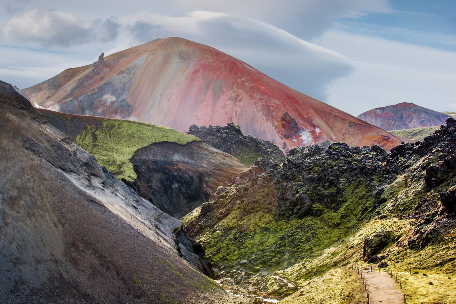 Landmannalaugar Pearl of the Highlands – Hiking & Bathing Tour ...