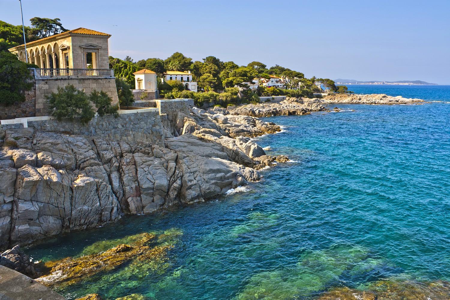 Walking the Catalan Coast in Style | Macs Adventure